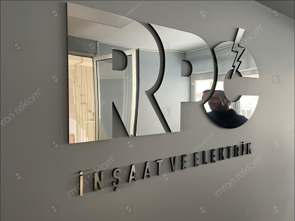 Masa Arkası Duvar üzeri Kabartma Harfli Logo UYgulamaları